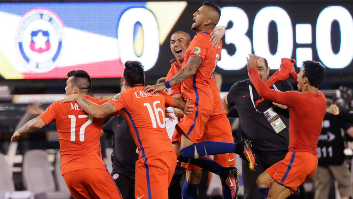 Chile wins Copa America final on PKs; Messi misses (VIDEO) - Sports ...