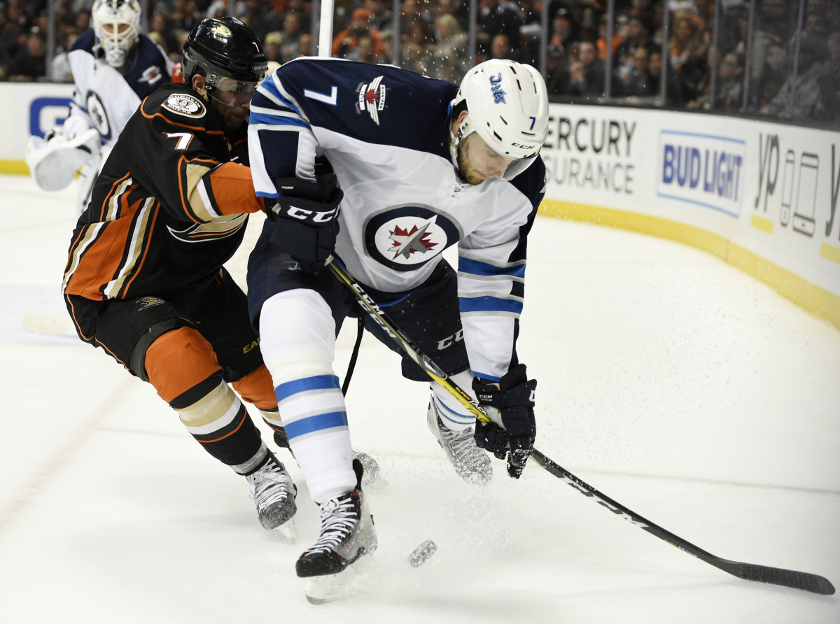 Wheeler gets winner as Jets rally to stun Ducks in OT, 2-1 - Sports ...