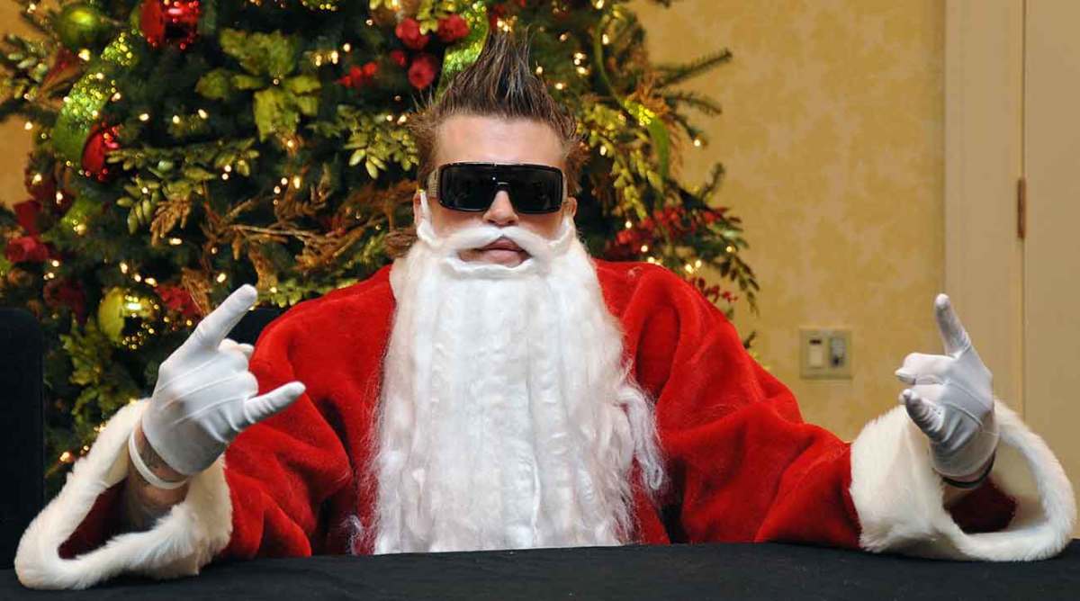 Throwback Thursday: Chris 'Birdman' Andersen Channels Santa - Sports ...