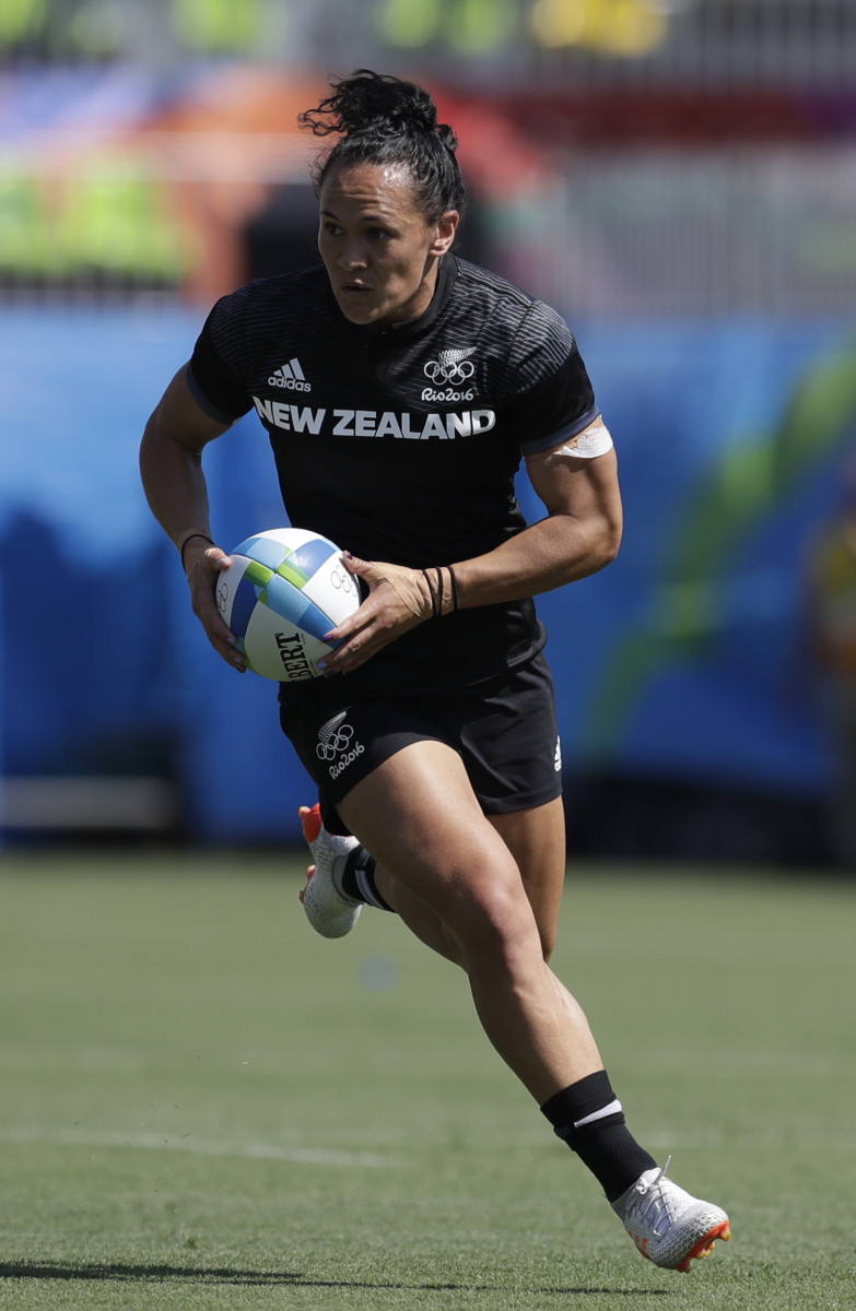 NZ winger Woodman lighting up women's sevens rugby - Sports Illustrated