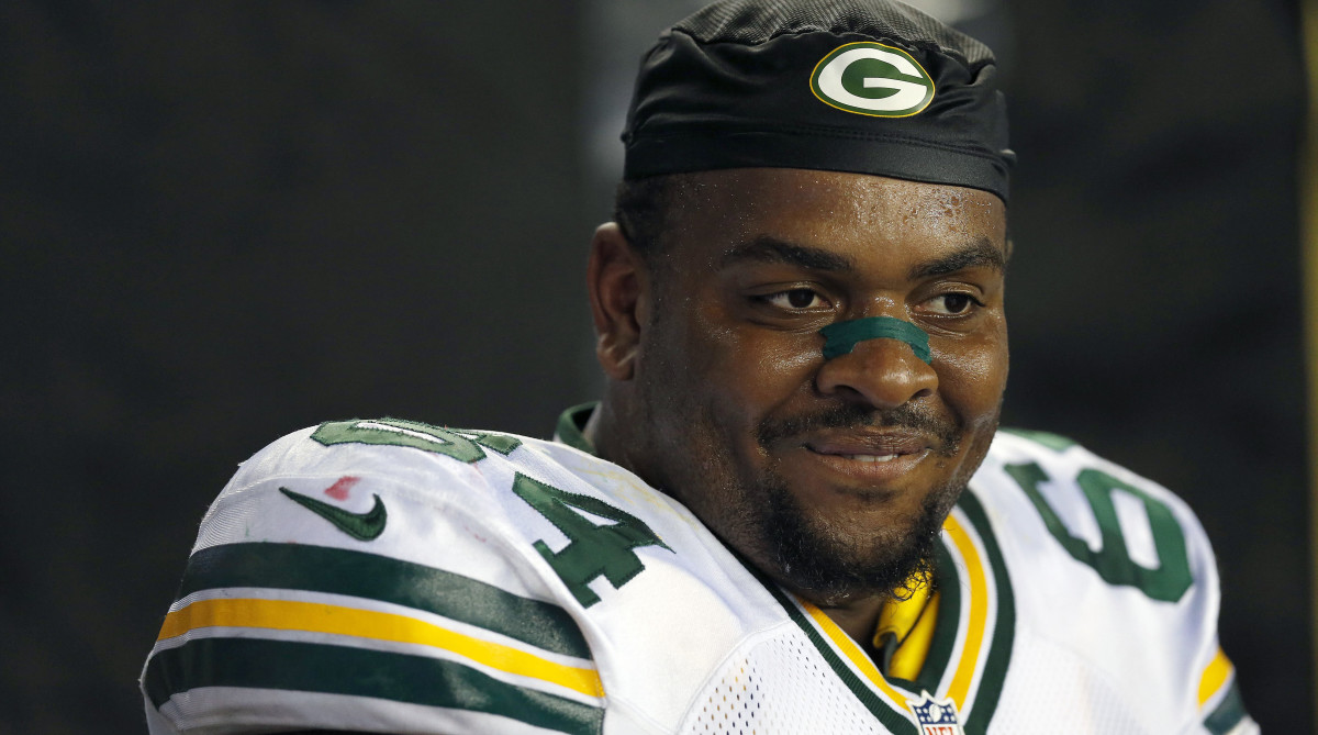 Mike Pennel: Packers DT files lawsuit against NFL, NFLPA - Sports ...
