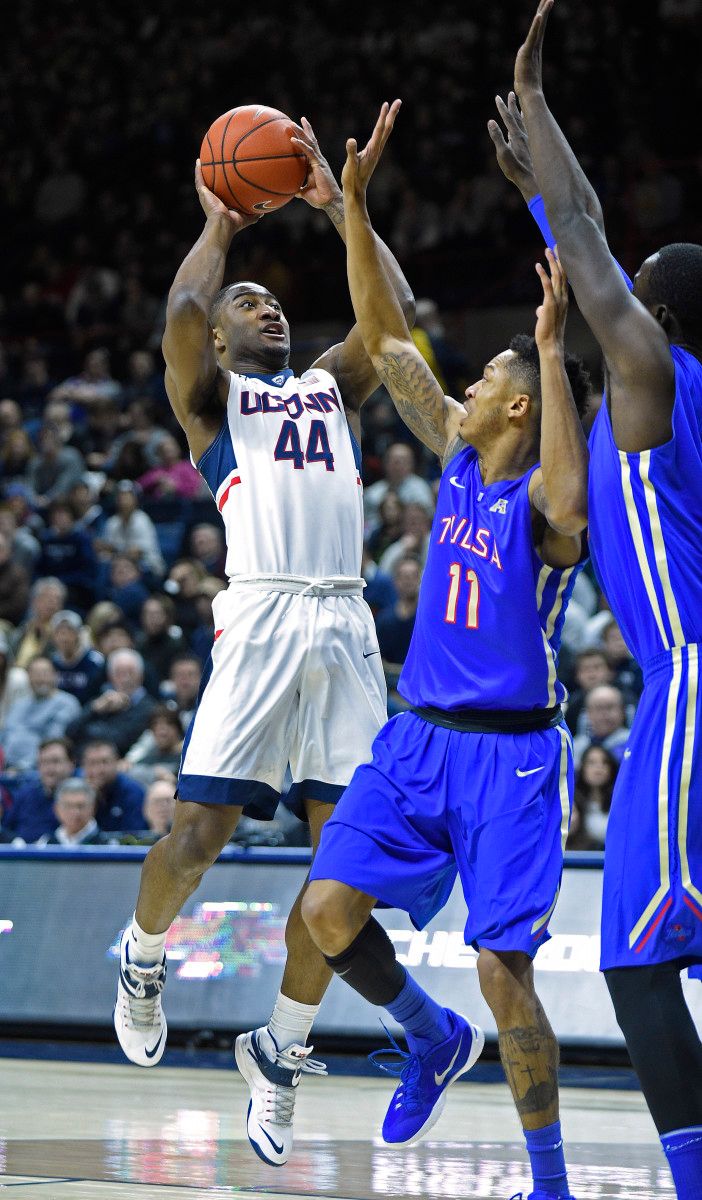 UConn goes up 20, then holds off Tulsa 75-73 - Sports Illustrated