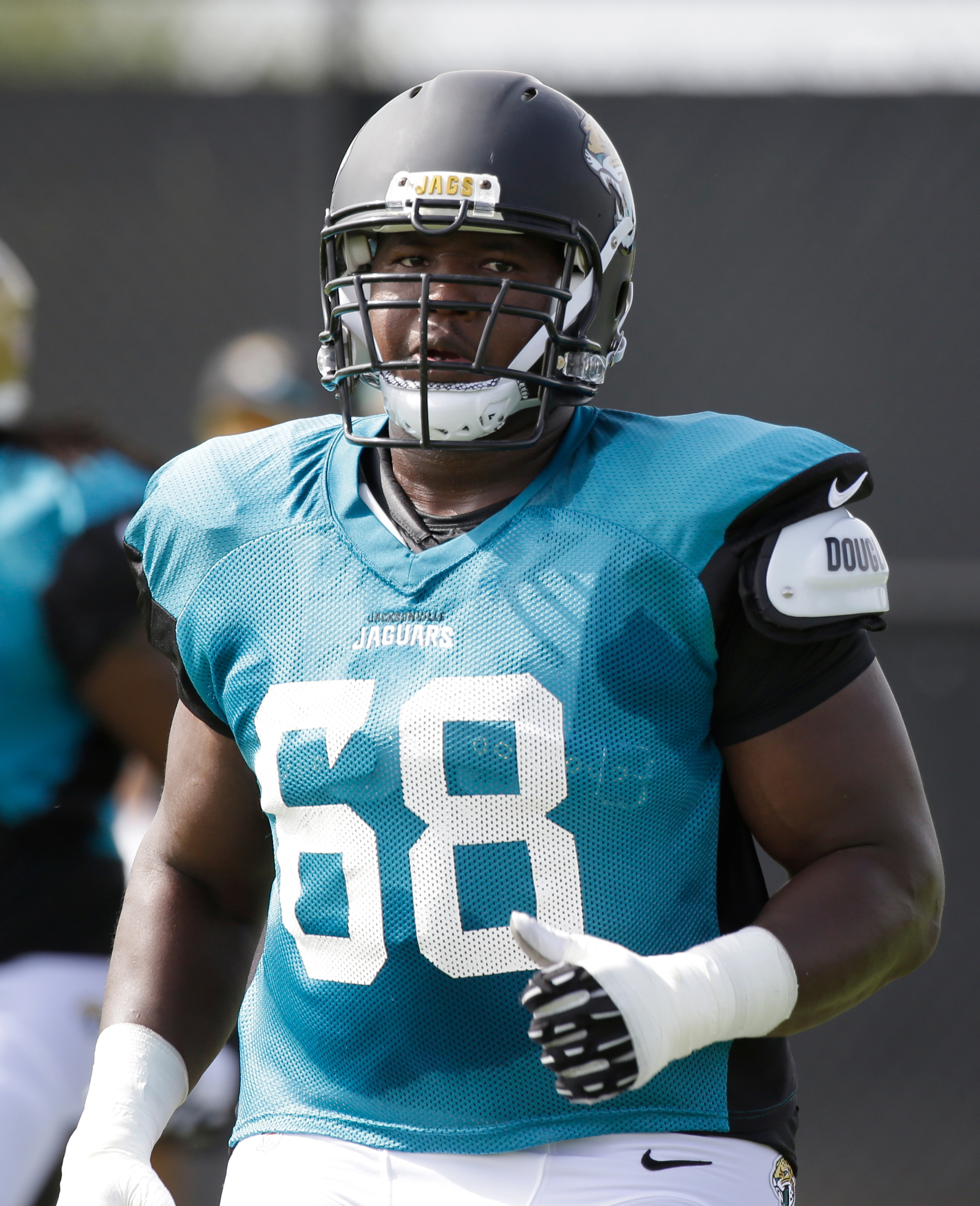 Jags settle O-line by selecting Beachum starting left tackle - Sports ...