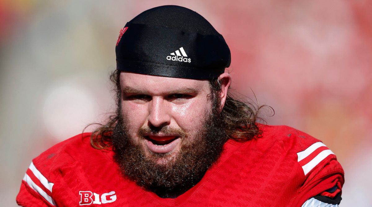 Dan Voltz retires: Wisconsin center explains decision - Sports Illustrated