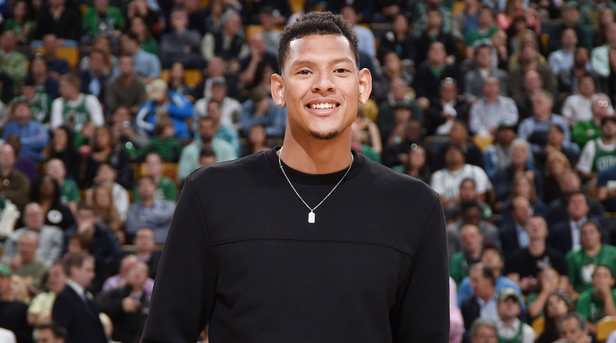 Isaiah Austin cleared by doctors to play basketball again - Sports ...