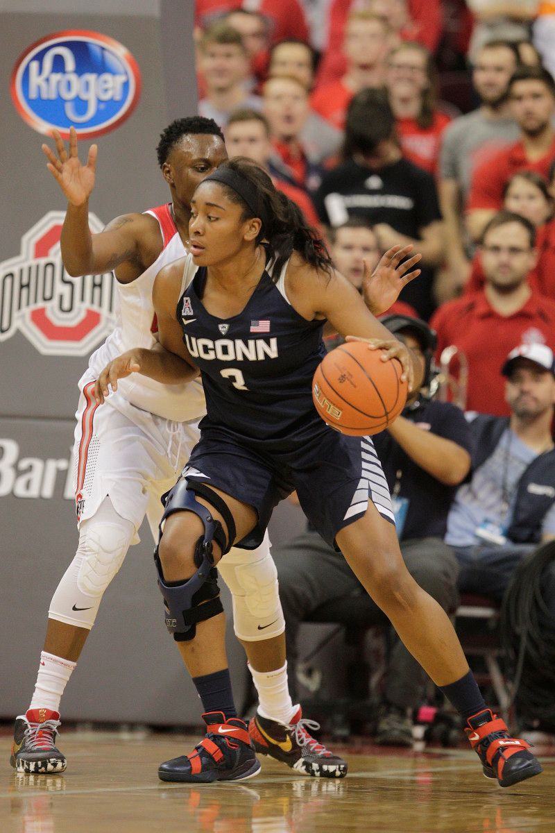 Tuck's bum knee may lead her to leave UConn a year early - Sports ...