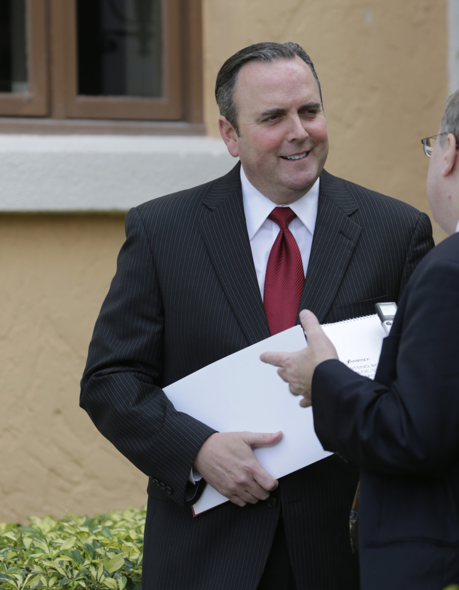 Diamondbacks' president gets 8-year contract extension - Sports Illustrated