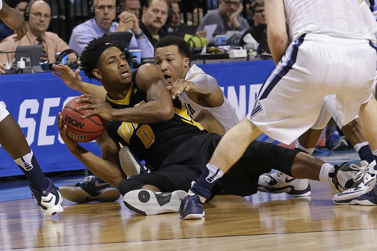 Iowa's promising season ends in disappointment - Sports Illustrated