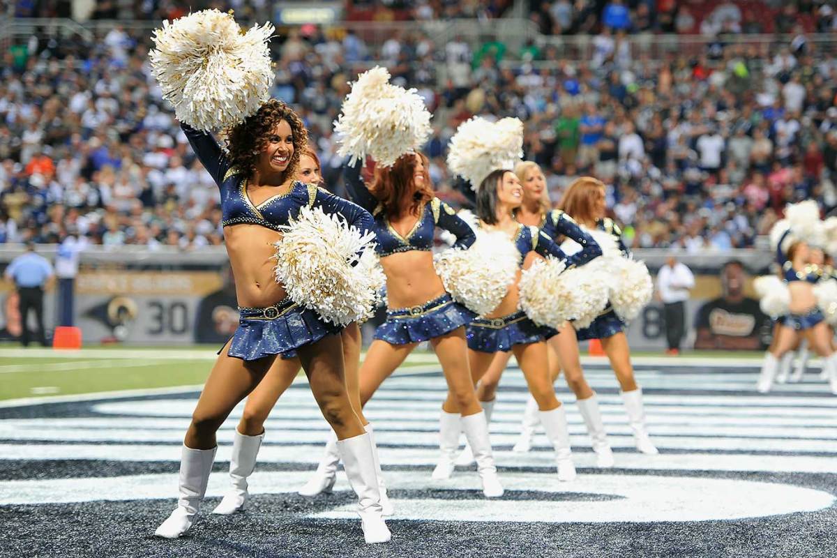 Cheerleader of the Week: Autumn - Sports Illustrated