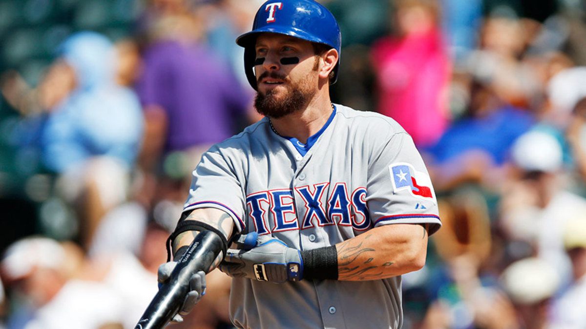 Josh Hamilton's knee injury puts career in doubt - Sports Illustrated