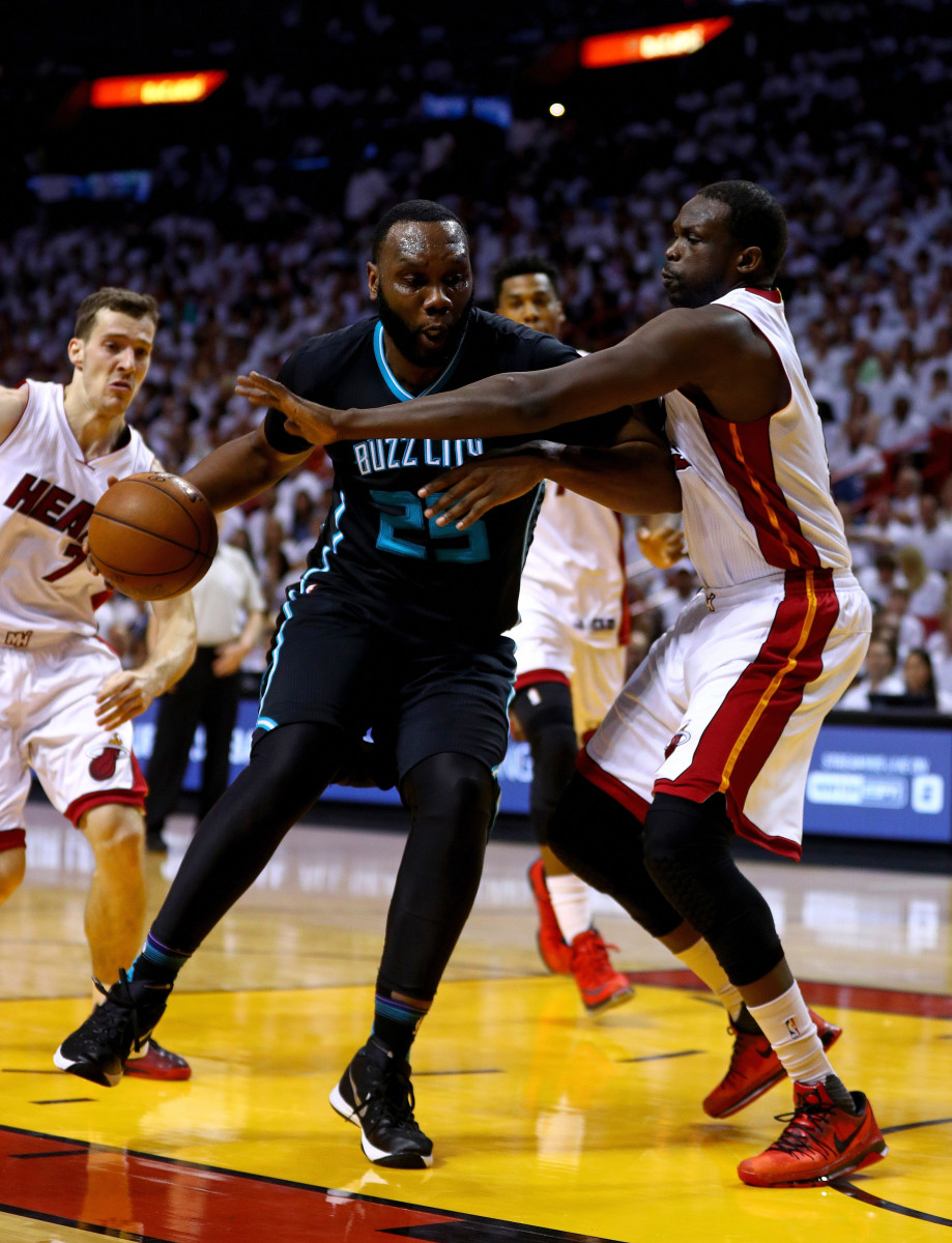 AP source: Lakers get Luol Deng for 4 years, $72 million - Sports ...