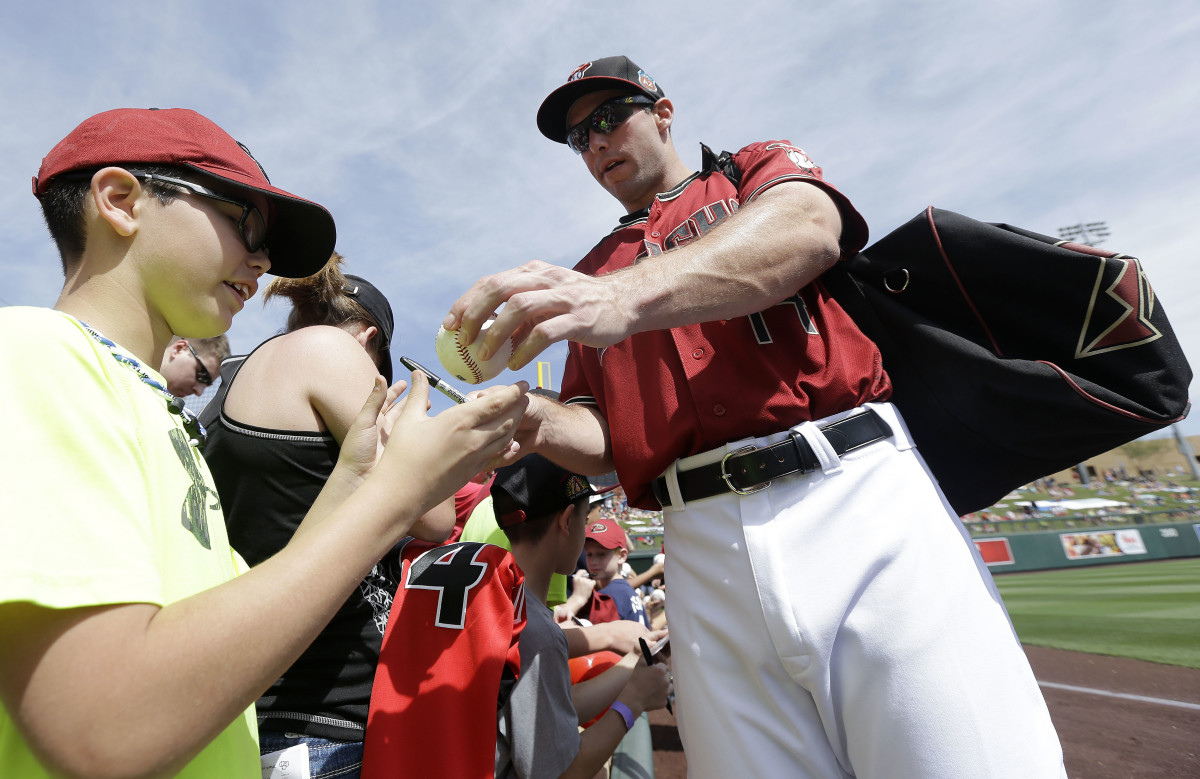 Greinke has 1st rough inning of spring, Diamondbacks win - Sports Illustrated