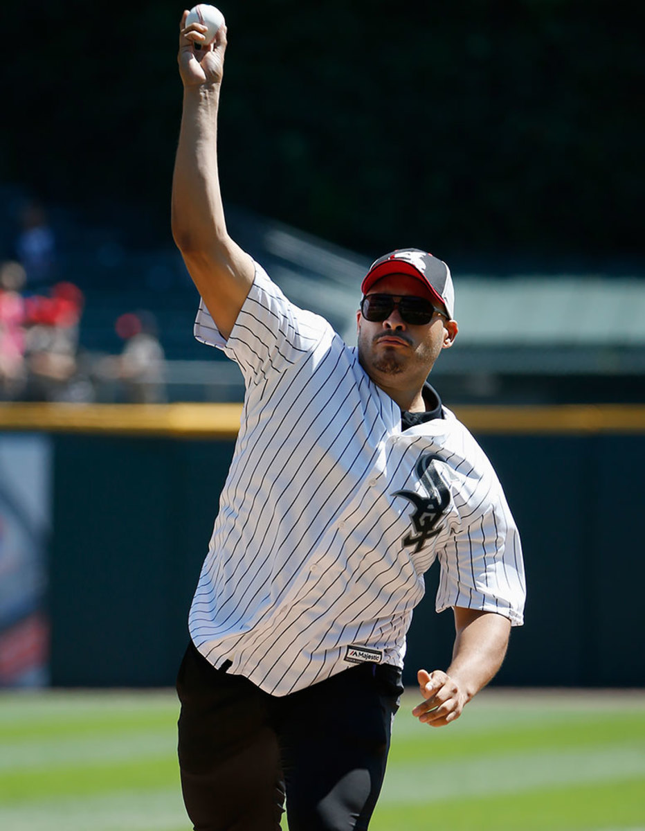Celebrity First Pitches in 2016 - Sports Illustrated