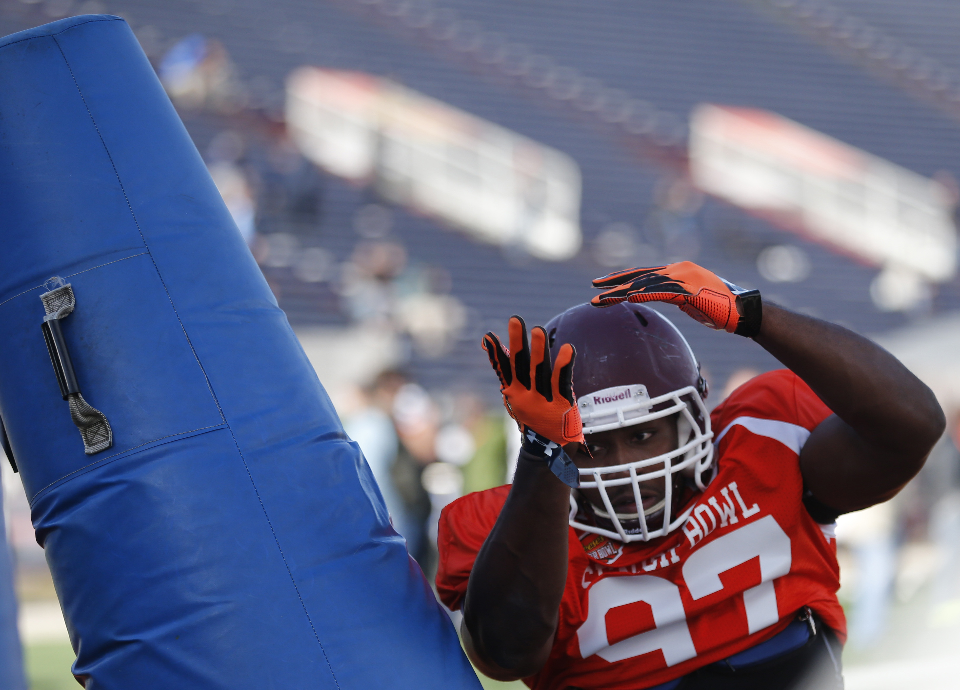 Booted from Big Ten, Noah Spence remains strong prospect - Sports ...