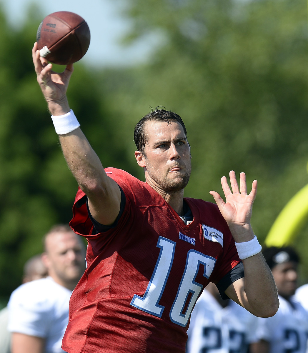 Titans' Matt Cassel in familiar role backing up Mariota - Sports ...