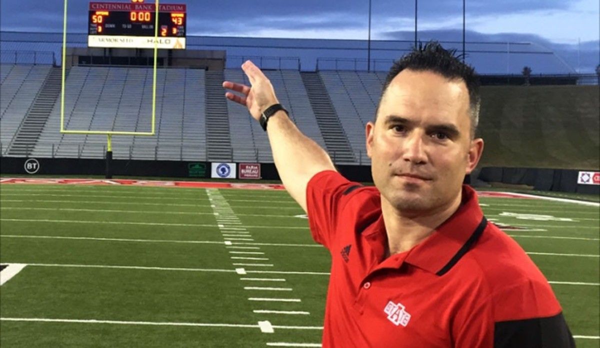 SI's Thayer Evans coaches Arkansas State's spring game - Sports Illustrated