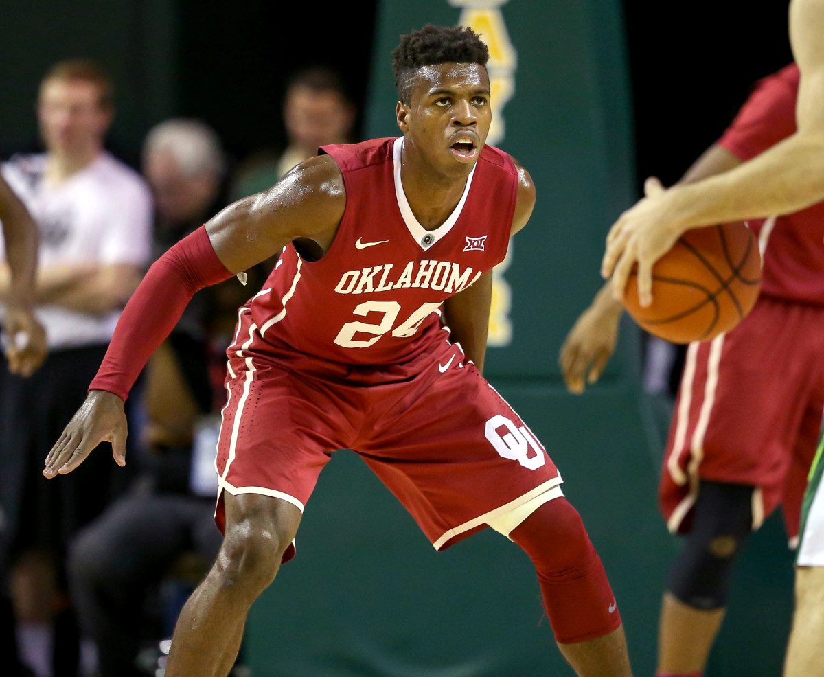 Oklahoma Sooners remain first, UNC Tar Heels second in AP poll - Sports ...