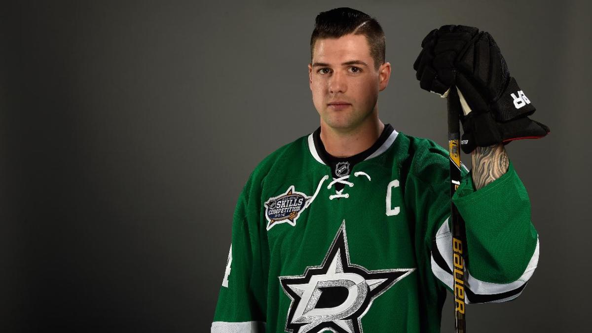 Stars sign Jamie Benn to eight-year extension - Sports Illustrated