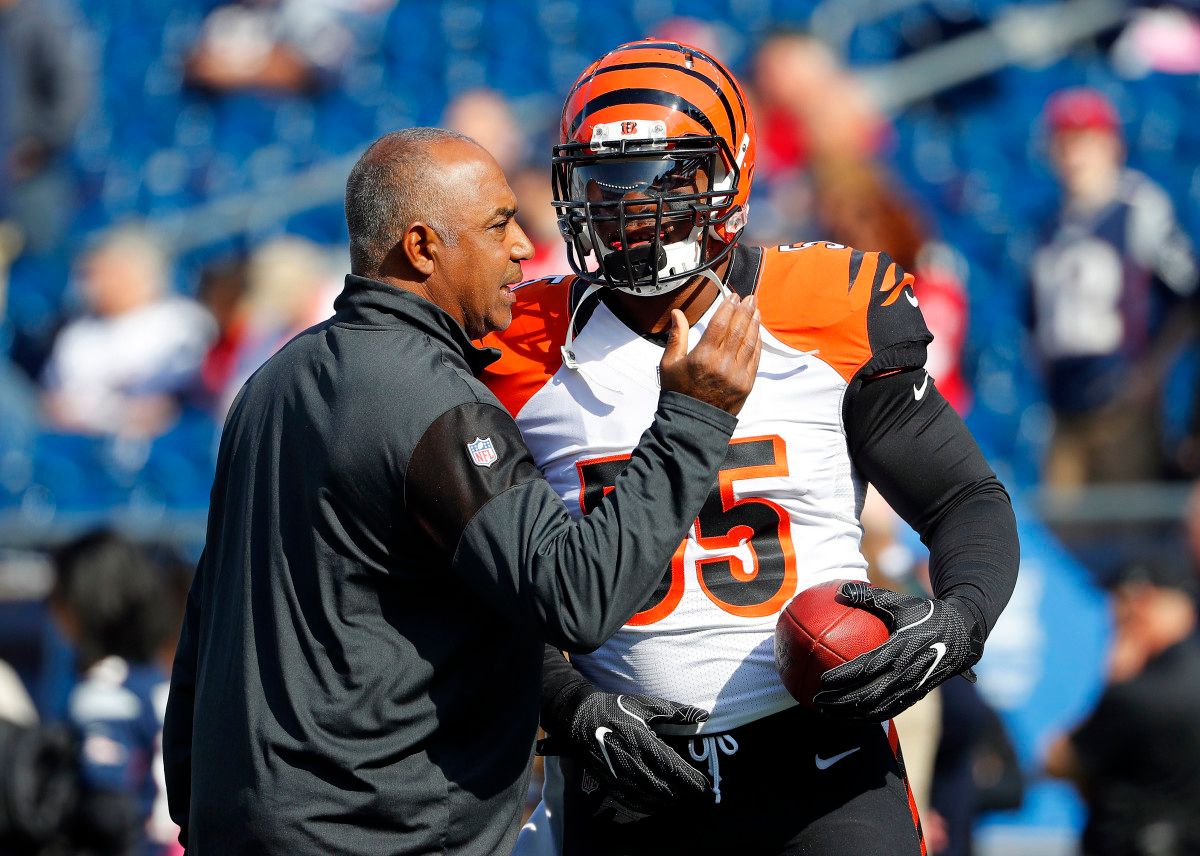End Wallace Gilberry joins Bengals defense that eyes change - Sports ...