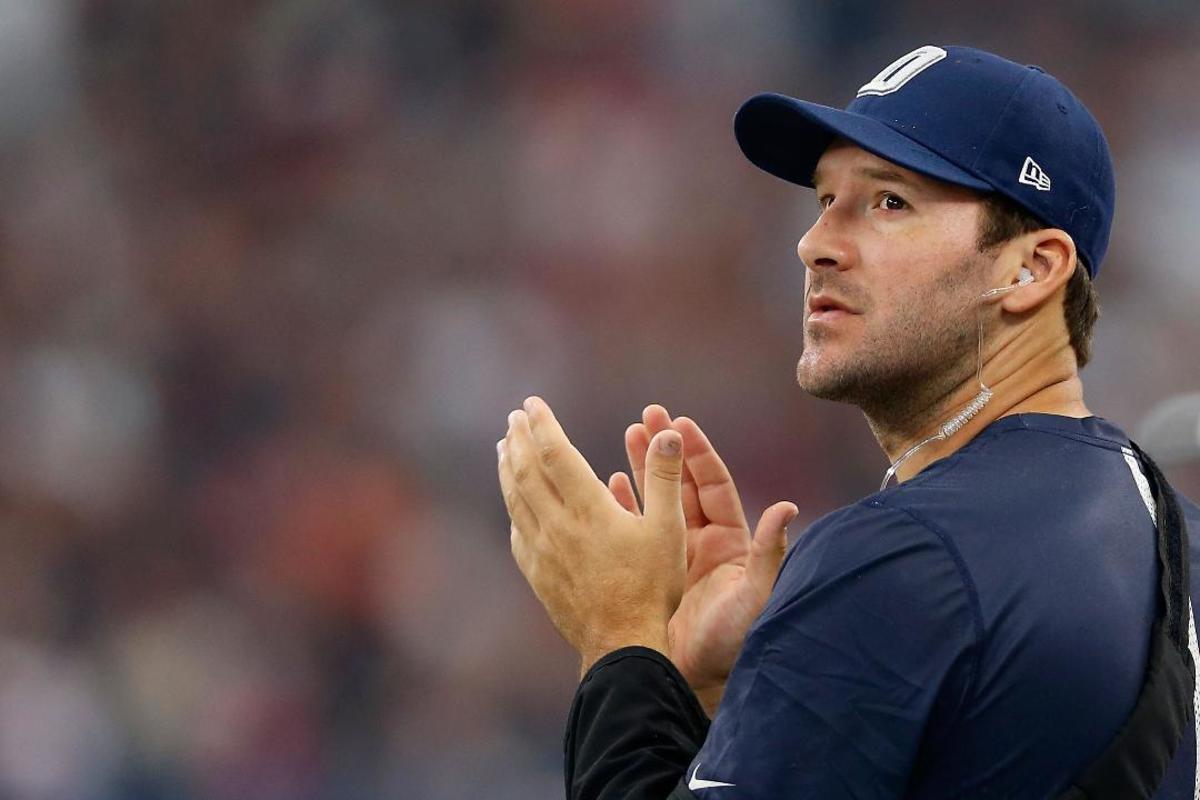 Cowboys QB Tony Romo throwing fully - Sports Illustrated
