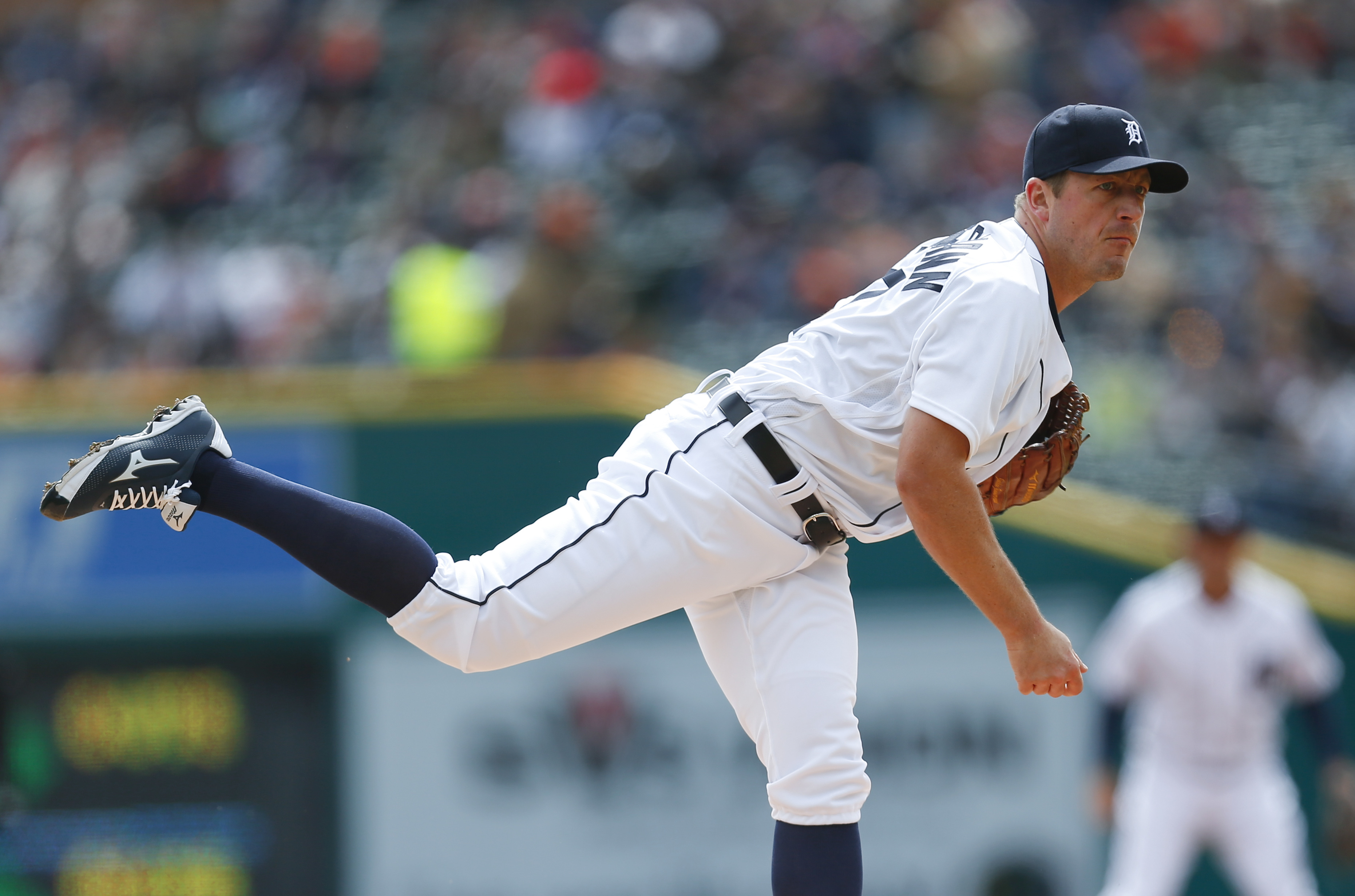 Zimmermann, Tigers top Yanks to win 8th straight home opener - Sports ...