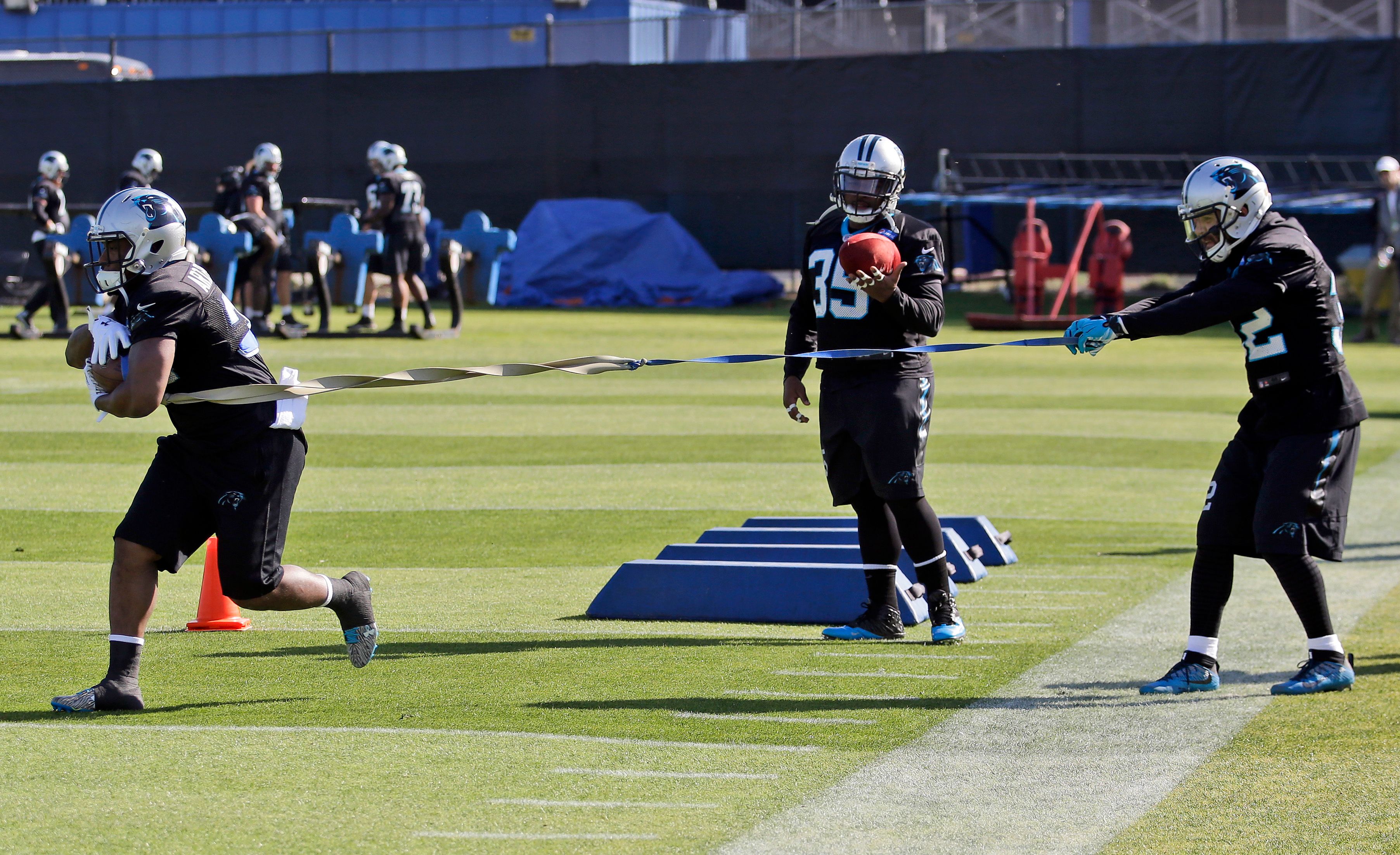Mike Tolbert is a rare, old-school fullback in today's NFL - Sports ...