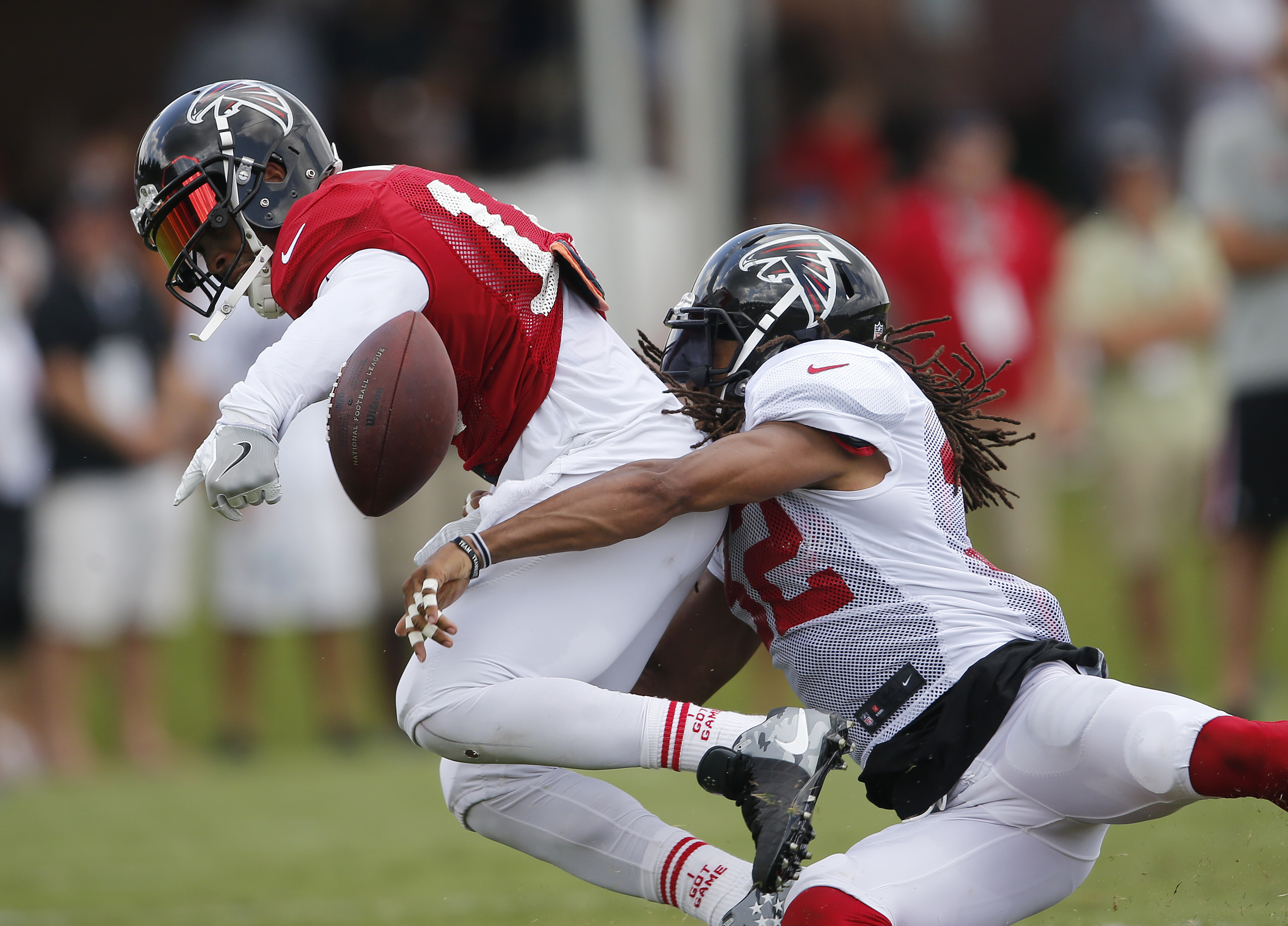 Falcons' Julio Jones runs well, downplays injury as minor - Sports ...