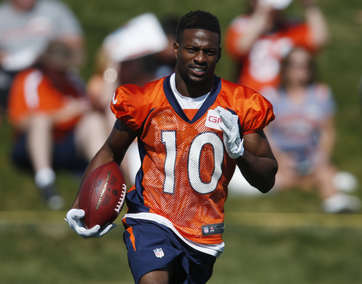 Broncos WR Emmanuel Sanders agrees to new deal - Sports Illustrated