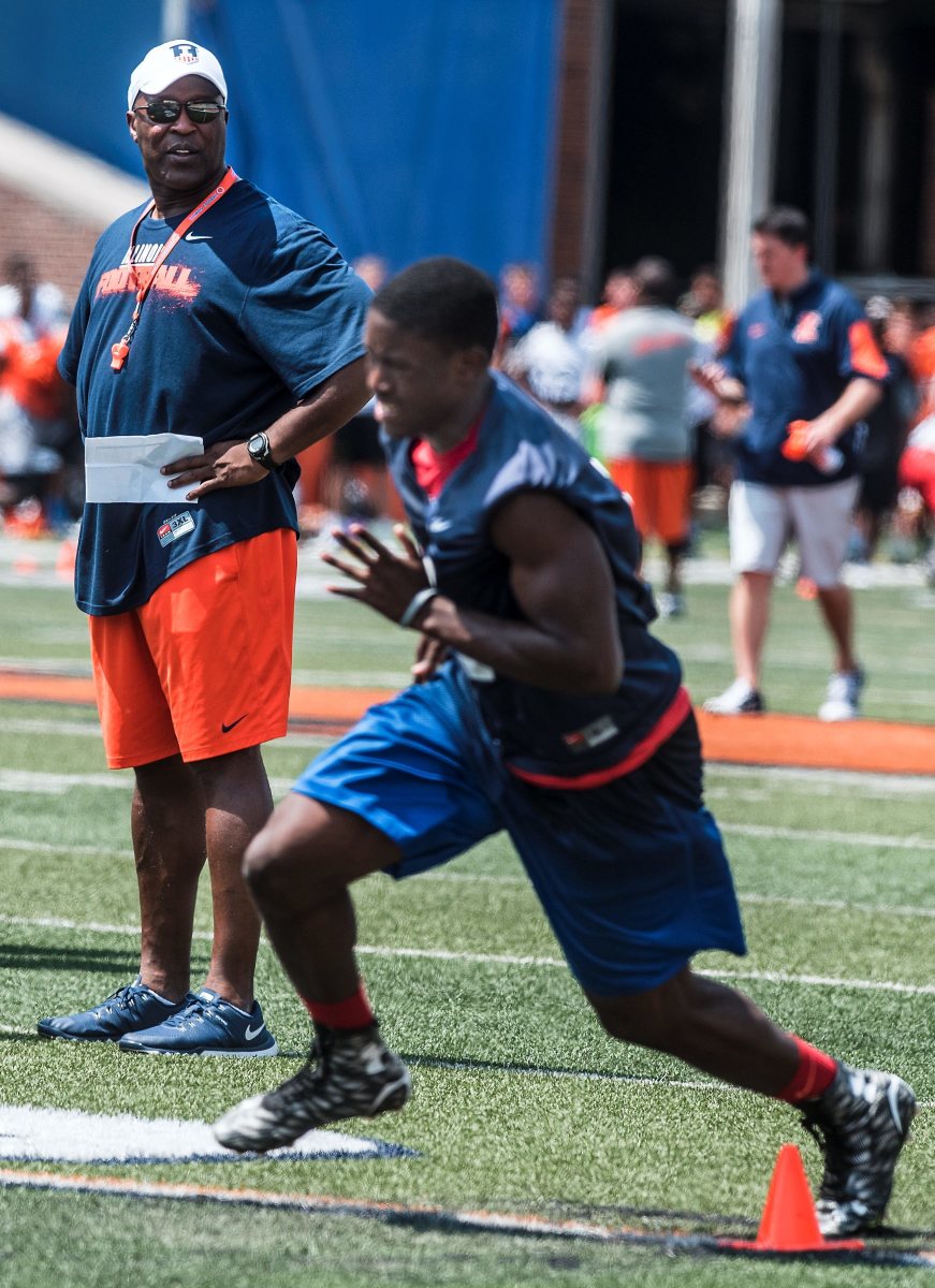 New coach Lovie Smith bars Illini from scooters - Sports Illustrated