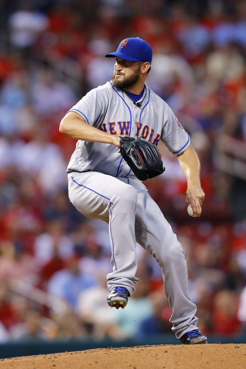 Mets' Niese leaves start in first inning with left knee pain - Sports ...