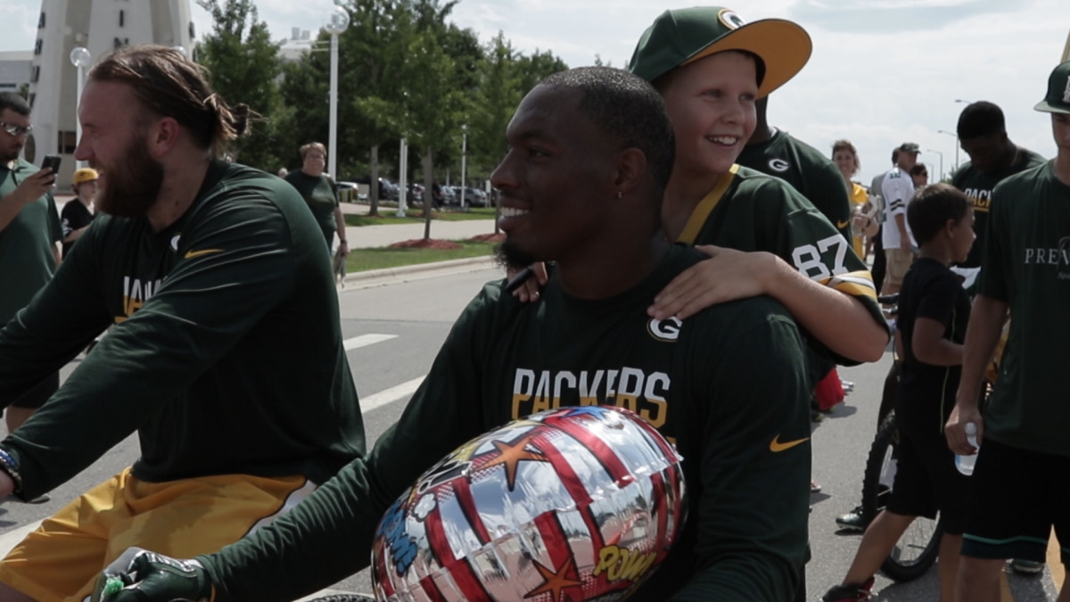 Green Bay Packers bike ride with Ha Ha Clinton-Dix - Sports Illustrated