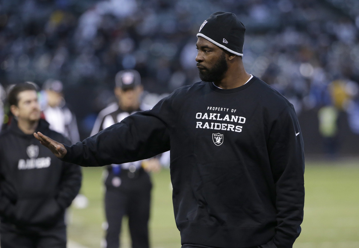 Raiders DE Justin Tuck retires after 11 NFL seasons - Sports Illustrated