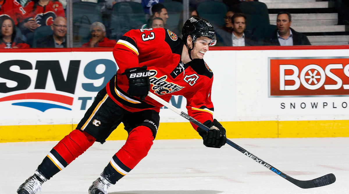 Sean Monahan gets 7-year extension from Flames - Sports Illustrated