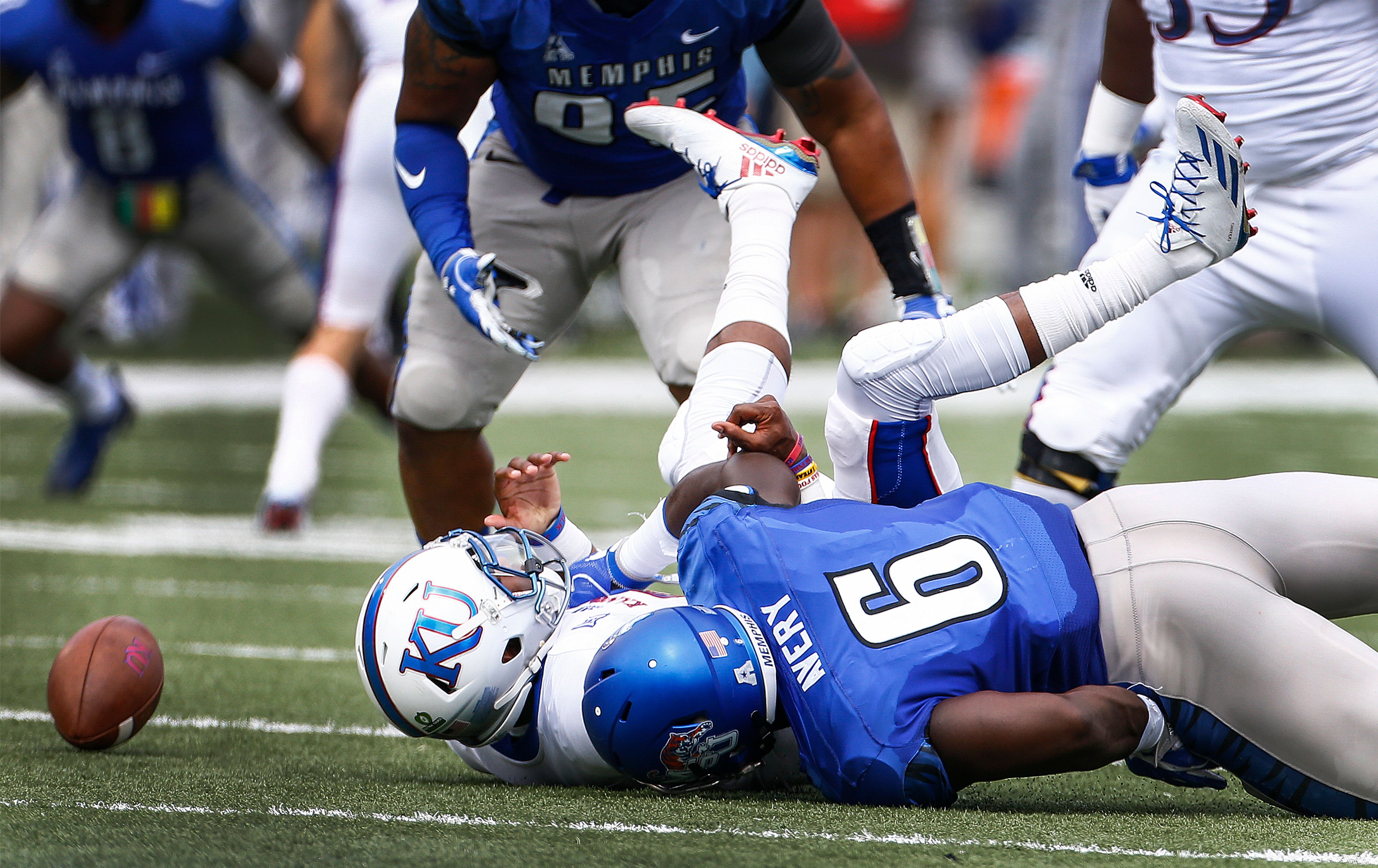 Jayhawks' David Beaty preaches signs of progress during bye - Sports ...
