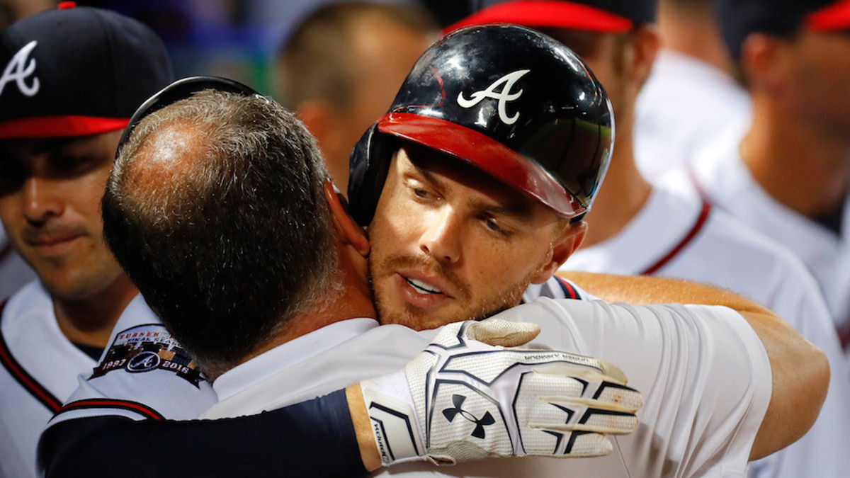 Freddie Freeman: Braves first baseman hits cycle (VIDEO) - Sports ...