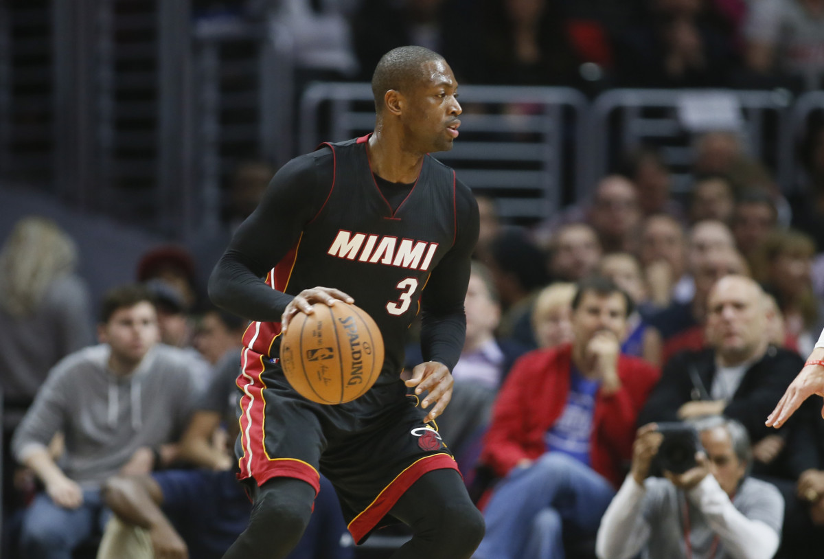 Dwyane Wade: Miami Heat star sung to by fans in Oklahoma City - Sports ...