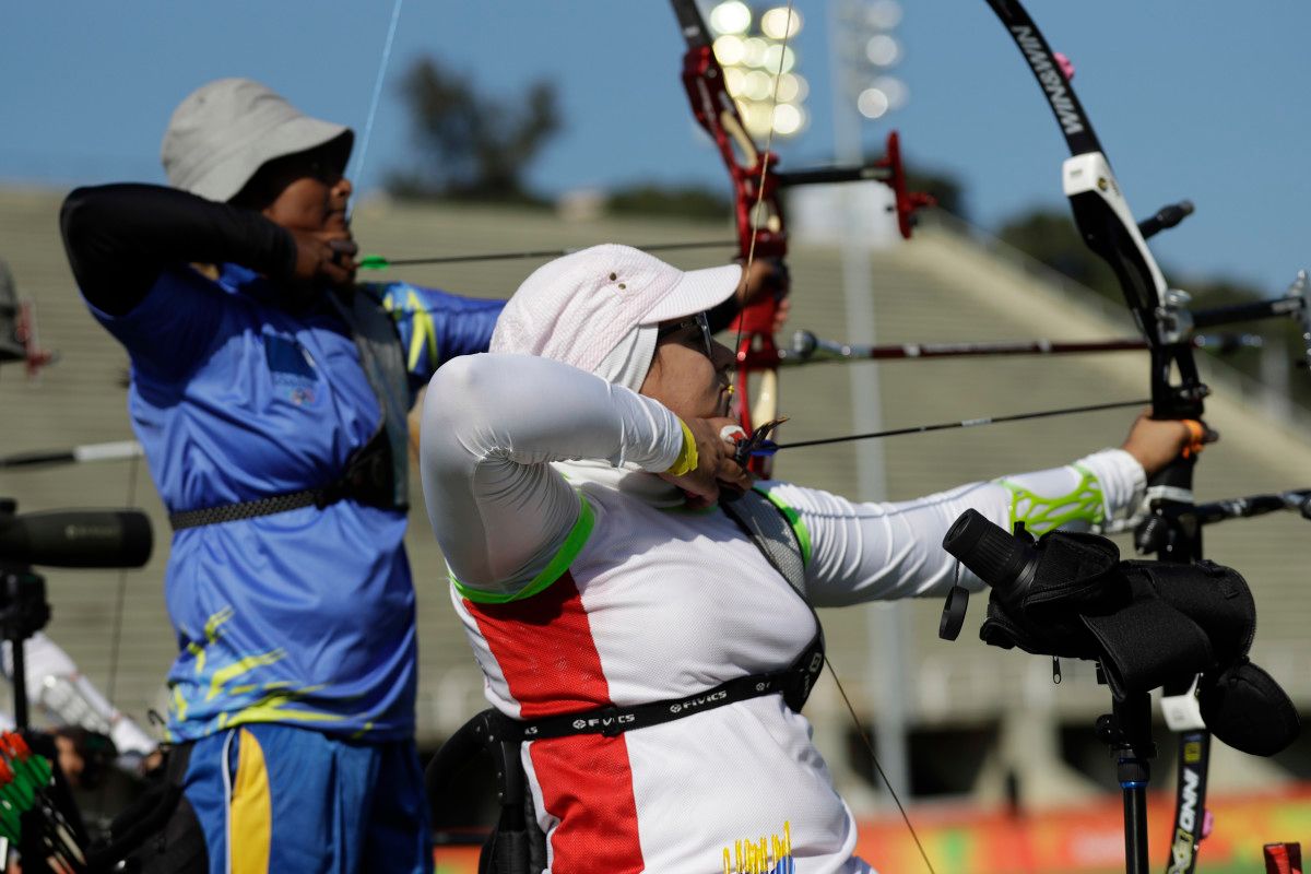 A Summer Olympics first for Iran - a female flagbearer - Sports Illustrated