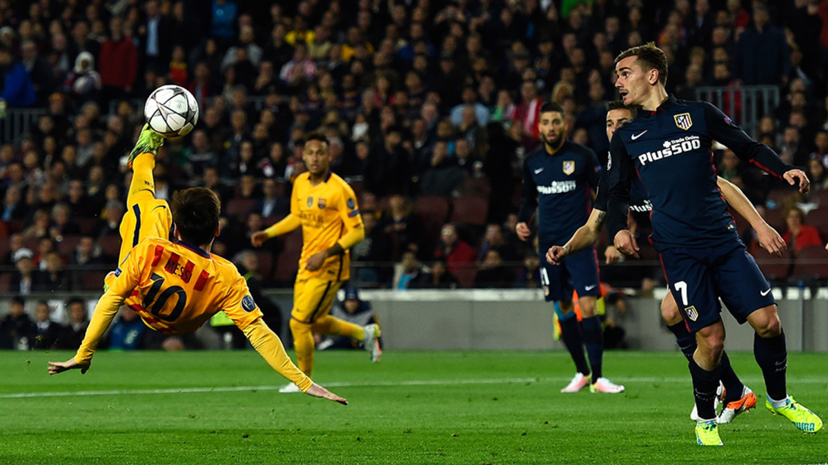 Messi Bicycle Kick Side Shot