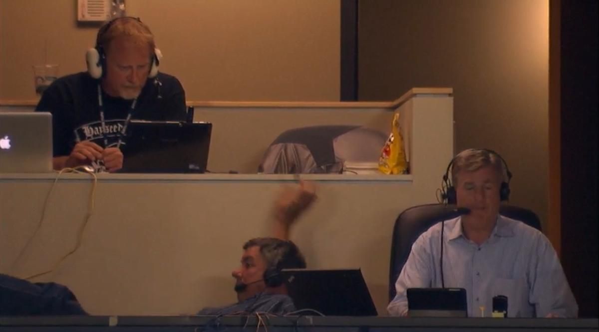 Pittsburgh Pirates announcer falls in booth (video) - Sports Illustrated