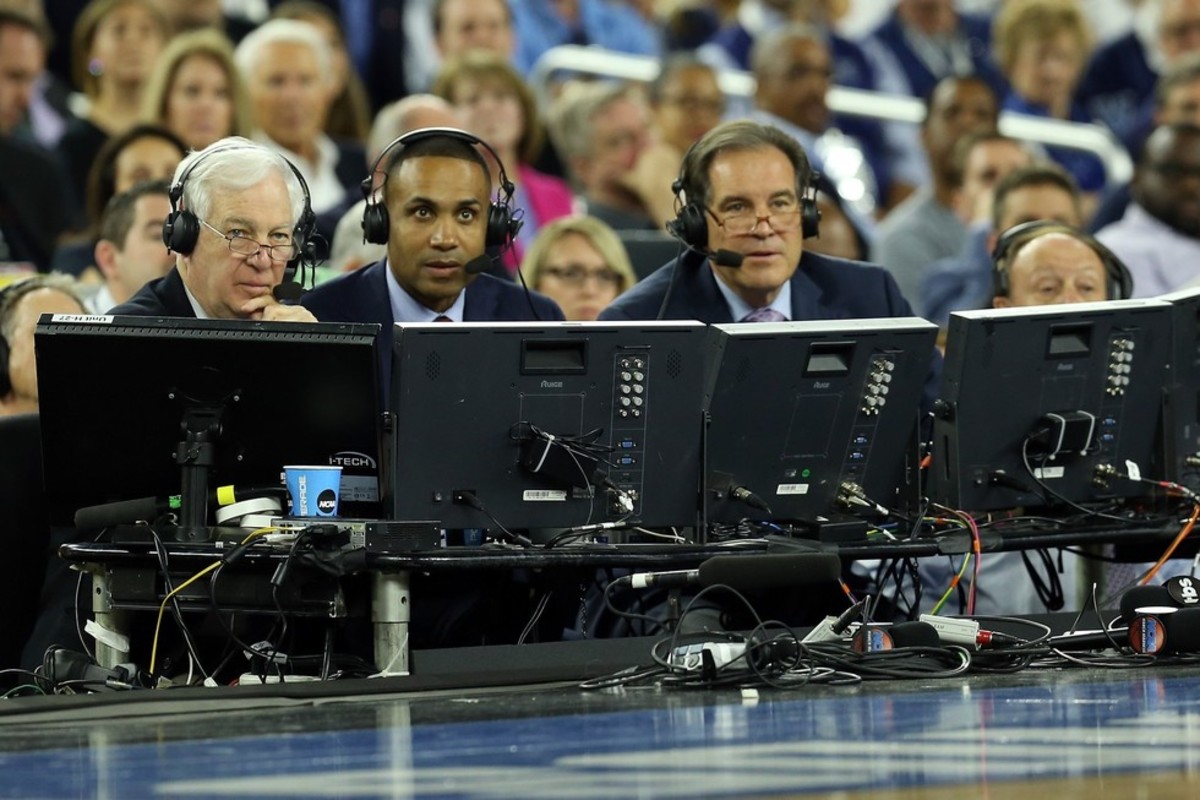 UNC-Villanova announcers: Viewers confused by TeamStream bias - Sports ...