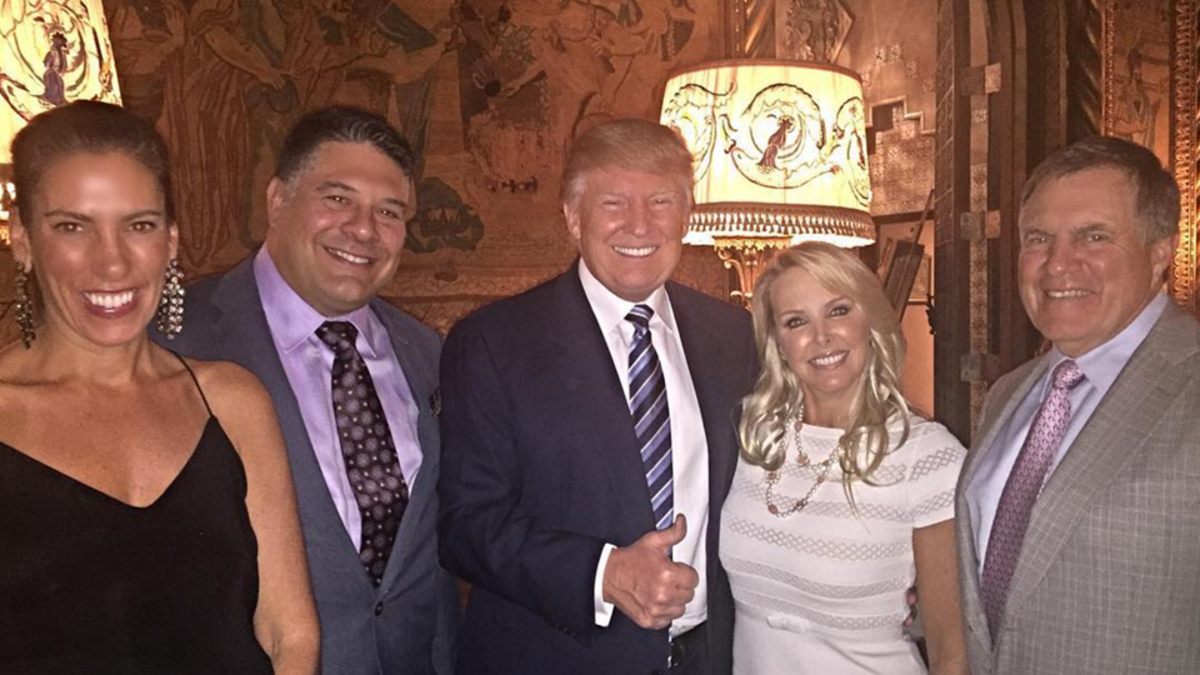 Photos: Donald Trump, Bill Belichick have dinner - Sports Illustrated