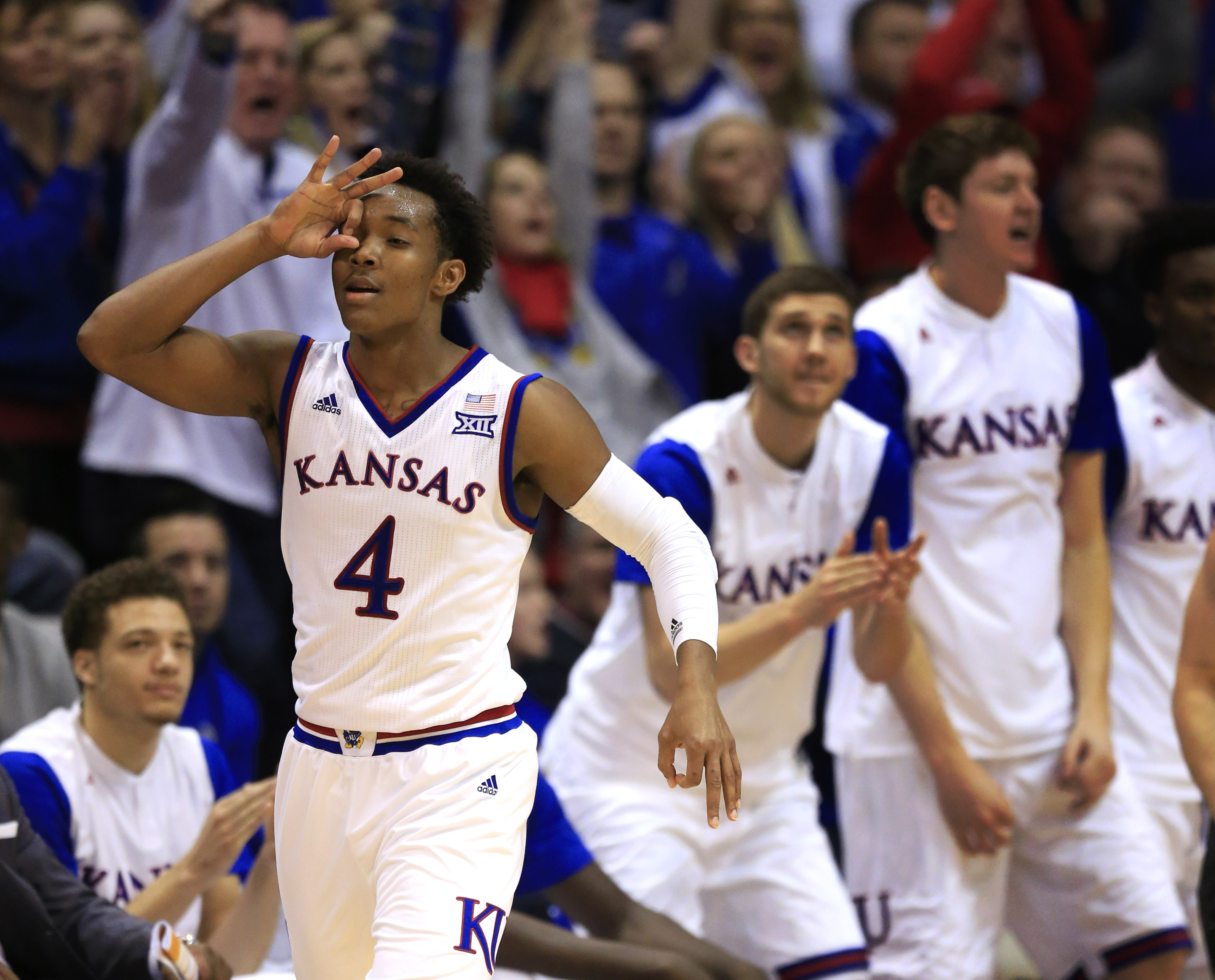 No. 3 Kansas overcomes slow start to beat Texas, 76-67 - Sports Illustrated