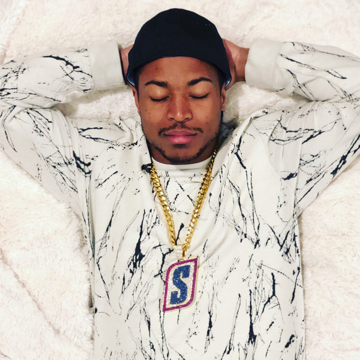 Seahawks WR Tyler Lockett Named SNICKERS Hungriest Player for Week 9 ...