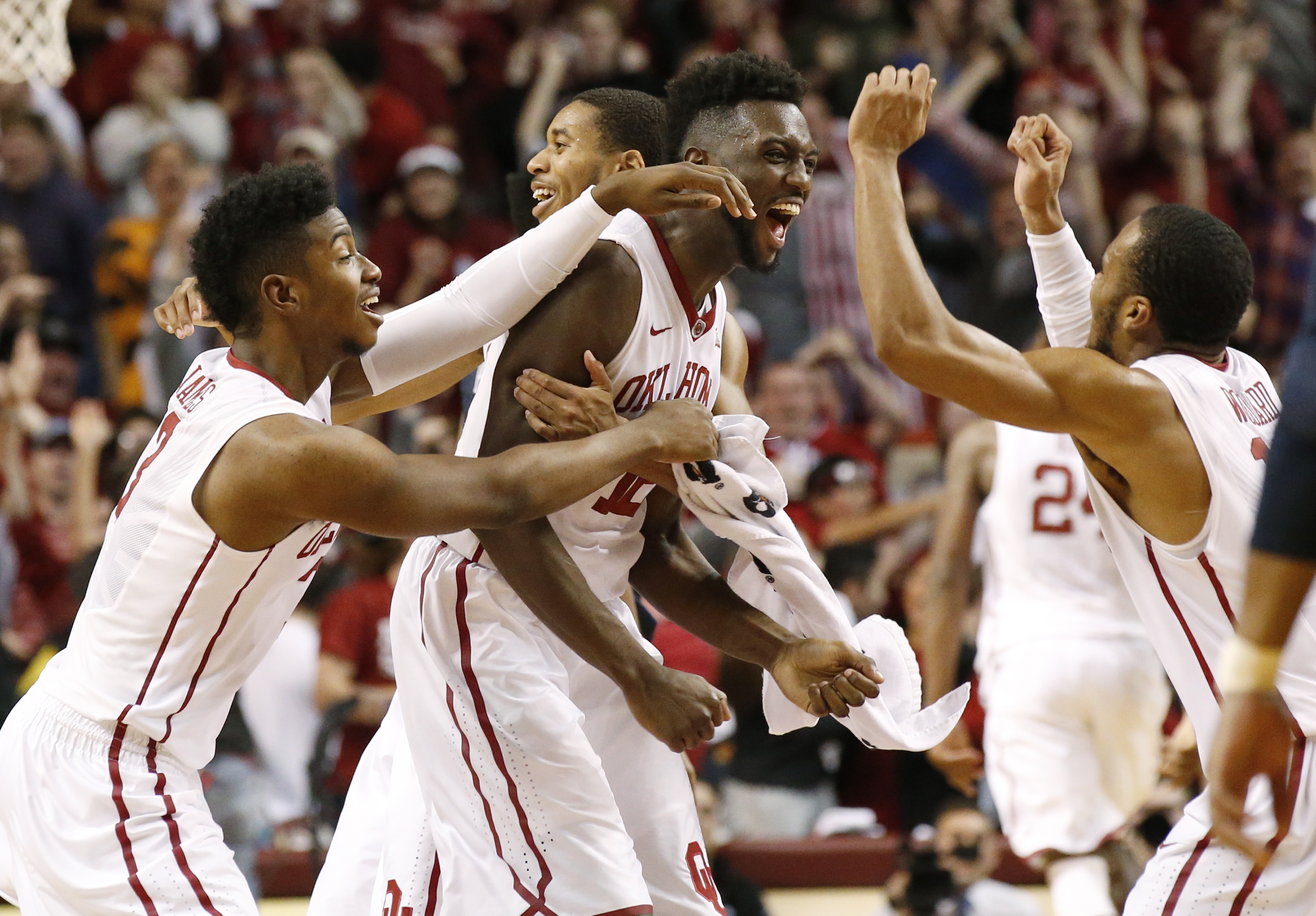 Lattin's tip lifts No. 2 Oklahoma past No. 11 W. Virginia - Sports ...