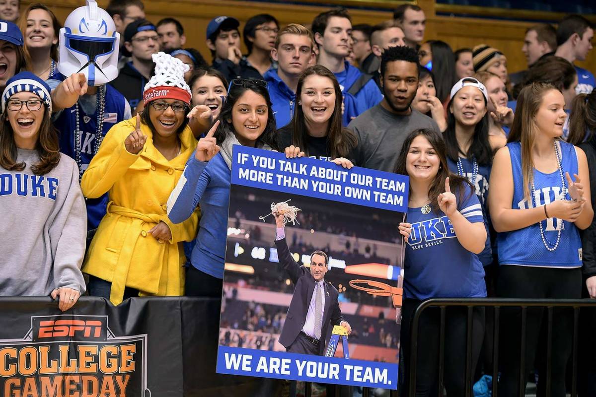College Superfans, March 1-13 - Sports Illustrated