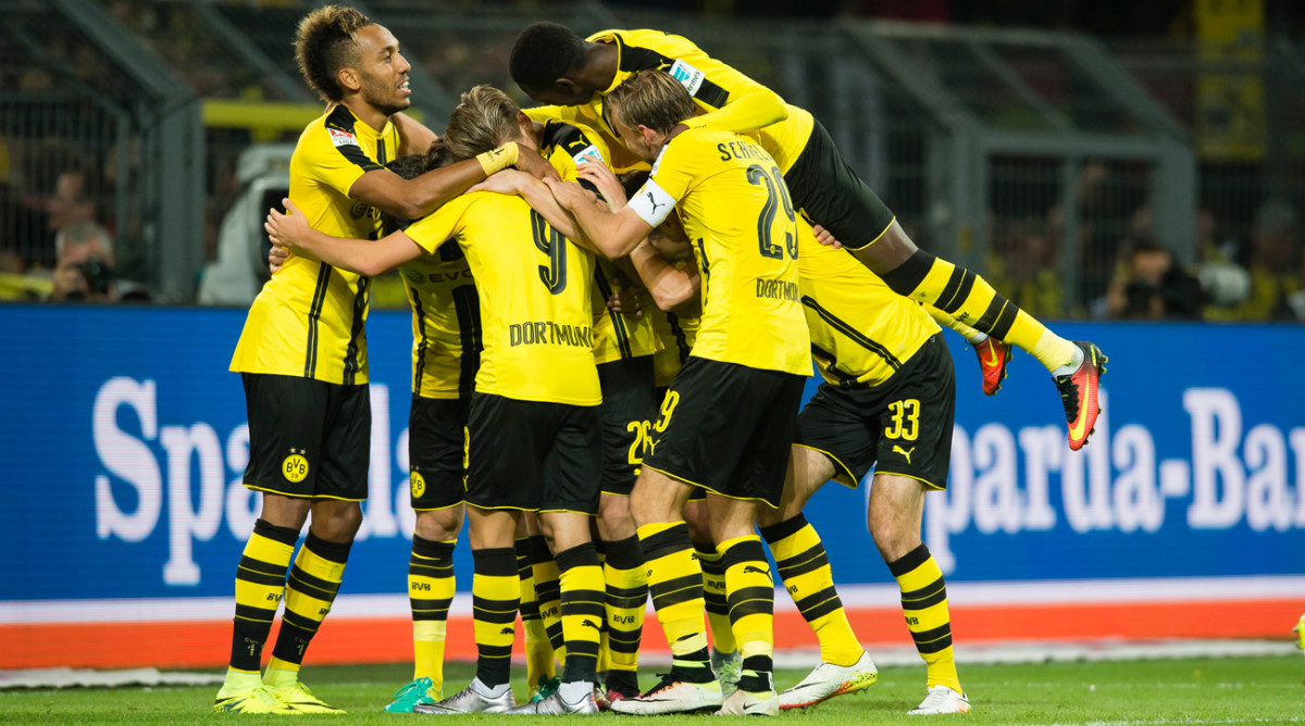 Dortmund goal: Guerreiro finishes after two backheels (VIDEO) - Sports ...