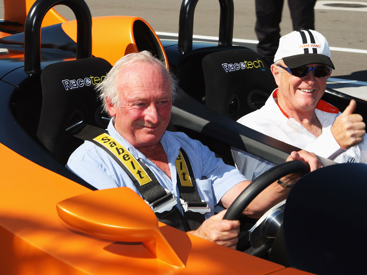 Former Le Mans champion Chris Amon dies at age 73 - Sports Illustrated