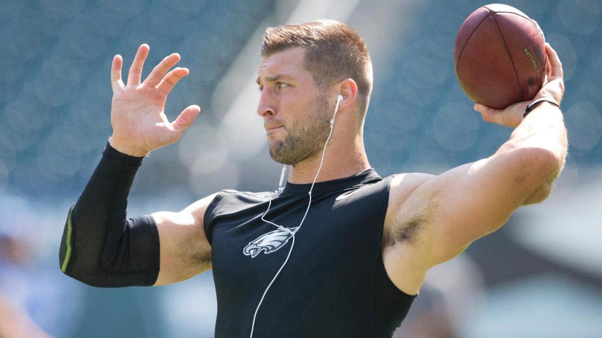 Tim Tebow voted America’s 5th favorite NFL quarterback - Sports Illustrated