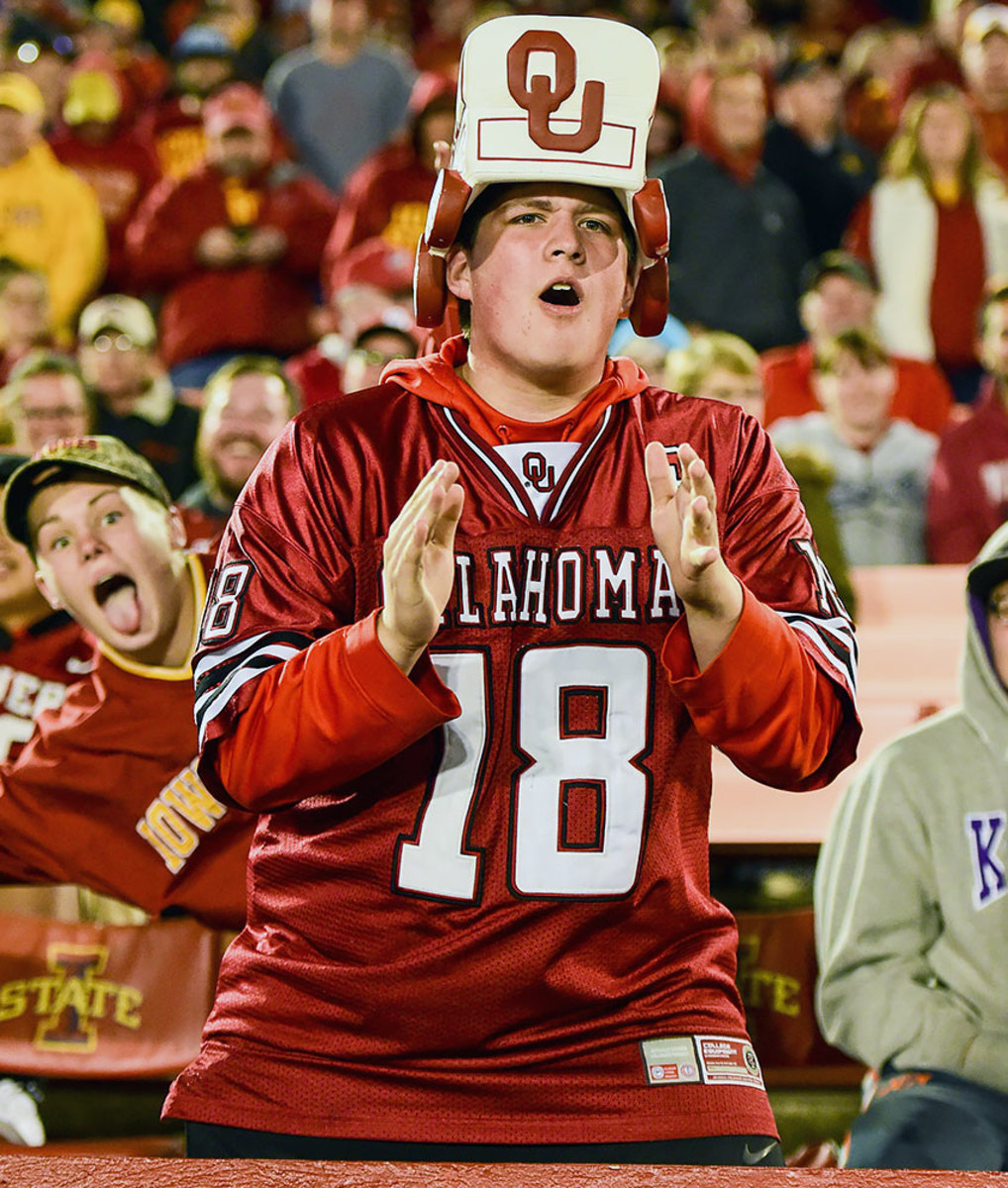 College Football Superfans, Week 10 - Sports Illustrated