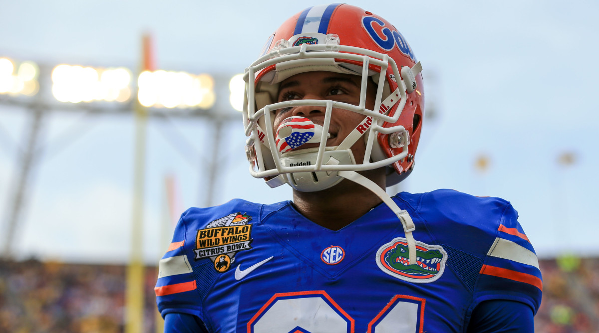 Florida: Team suspends Jalen Tabor, TE Cyontai Lewis - Sports Illustrated